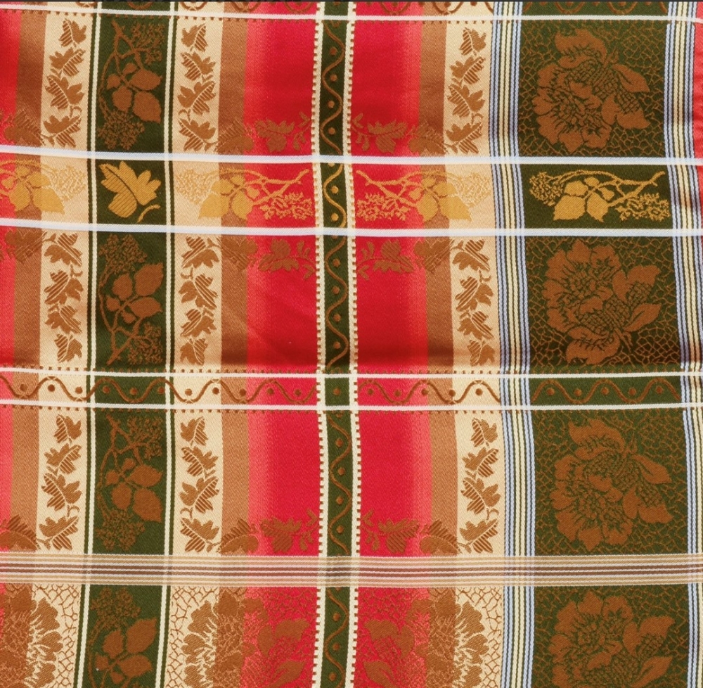 Silkeskjerf Tyrihans Eufemia 32 | Tonesbunadstue.no. Alt til bunad